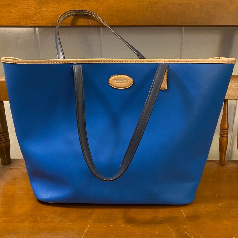 Coach Blue Leather Tote - Gem